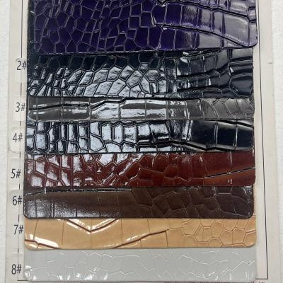 China Multicolored Snake - Patterned Synthetic Leather Samples, Compliant with REACH & RoHS Regulations for sale