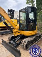 China Komatsu 303.5 Used 3.5 Ton Excavator with 0.18m² Bucket Capacity - Compact Construction Machine for sale