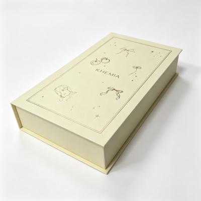 China Rigid Magnetic Gift Boxes with Pearl Paper Texture Velvet Insert Jewelry Cosmetic Packaging for sale