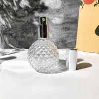 China 100ml Refillable Glass Perfume Bottle with Spray Pump Transparent Gray Luxury Packaging for sale