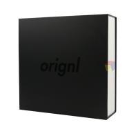 China Custom Luxury Apparel Packaging Boxes - 500pcs MOQ with Magnetic Flap & Custom Logo Options for sale