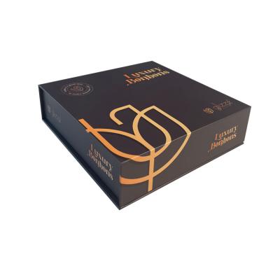 China Rigid Cardboard Chocolate Bonbon Packaging Magnetic Closure With Plastic Insert for sale