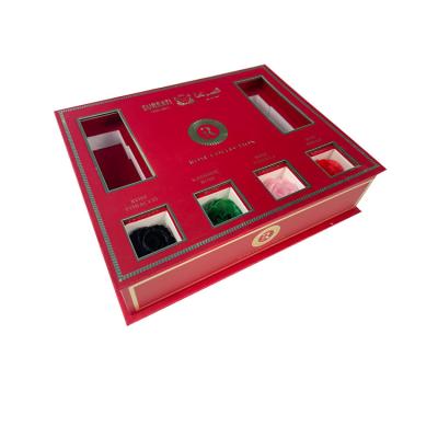 China Custom Clear Window Perfume Packaging Box with Foam Insert 157gsm Coated Paper for sale