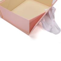 China Ribbon Handle Gift Packaging Box Keepsake Foldable Magnetic Gift Box Waterproof for sale