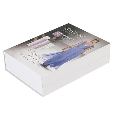 China Custom Magnetic Folding Gift Box Hard Cardboard Eco Friendly Skincare Packaging 100 Biodegradable for sale