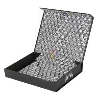 China Eco Friendly Custom Logo Hard Cardboard Gift Scarf Packaging Box Magnetic Folding Design for sale