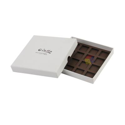 China Custom Logo White Chocolate Gift Box with Paper Tray Eco Friendly Biodegradable Packaging for sale