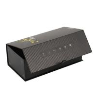 China Custom Rigid Cardboard Gift Box with Magnetic Flap Closure and Paper Tray 100% Eco-Friendly for sale