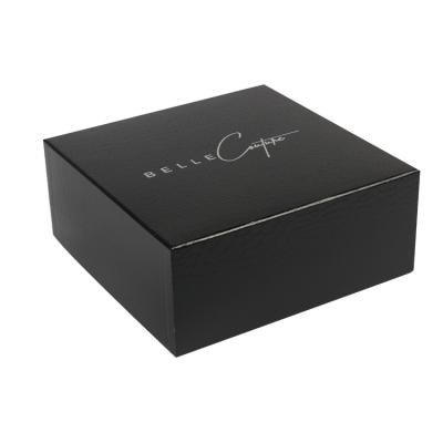 China Custom Rigid Cardboard Apparel Gift Box with Hot Foil Logo Alligator Paper Clothing Packaging for sale