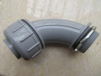 China PVC Plastic 90° Liquid-Tight Conduit Connectors 3/8
