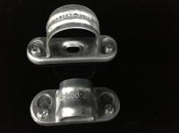 China Silver 20mm 25mm BS4568 Conduit Fittings Galvanized Space Bar Saddle for sale