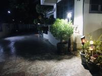 China LifePO4 Lithium Battery LED Solar Obstruction Light 5W for sale