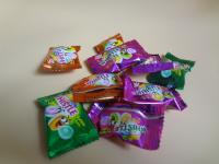 China Assorted Fruity Square Candy With Whistle Popular Chewing Gum Bubble Gum for sale