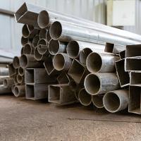 China 303 Stainless Steel Pipe 4-200mm OD with 0.6-6.0mm Wall Thickness for Industrial Applications for sale