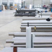 China 304L Stainless Steel Pipe 4-200mm OD 0.6-6.0mm Wall Thickness for Industrial Applications for sale
