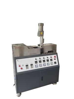 China 0.75KW 250mm Screw Thread Mini Lab Extruder with 5-Zone Temperature Control and Auto Dosage for sale