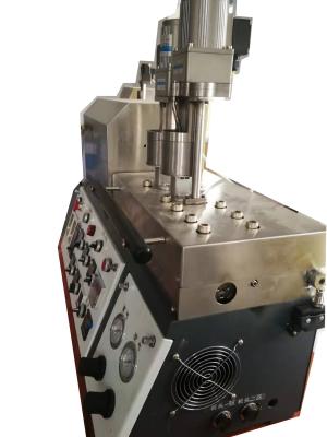 China Laboratory Conical Twin Screw Extruder for Viscous Plastics - 450°C Max Temperature, 7-20mm Screw Diameter for sale