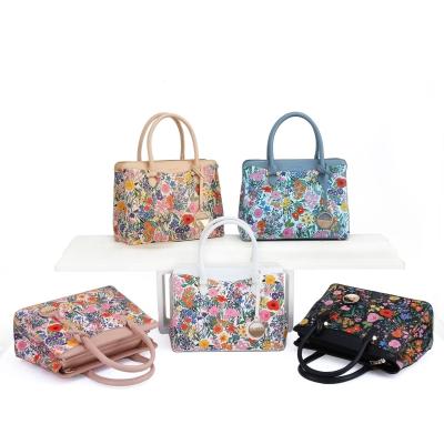 China 2021 new flower printing shoulder handbag manufacturers wholesale sling bag for sale