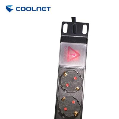 China Smart Power Distribution Unit with Lightning Protection, Remote Power Monitoring, and Overload Protection for sale