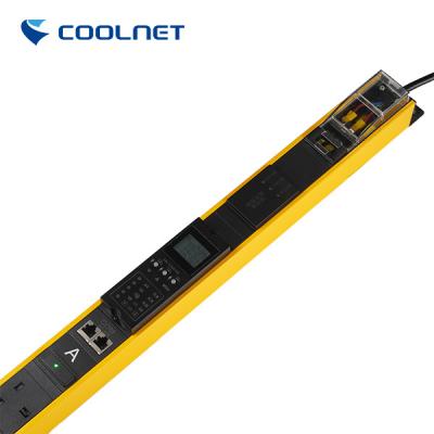 China Rack Mounted Smart Power Distribution Unit with SNMP Remote Monitoring for 1 or 3 Phase in Customizable Colors for sale
