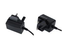 China Solar Charging Universal AC DC Power Adapter with US Plug 0.2 Pounds for sale