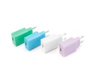 China Energy Efficient Lightweight USB Power Adapter Compact Design for Global Use - 90g for sale