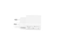 China Compact Portable Power Switcher Wall Mount Adapter Universal Compatibility 1A Over Voltage Shut for sale
