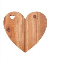 China Custom Heart Shaped 1.5cm Thick Bamboo Cutting Board for Charcuterie Serving for sale