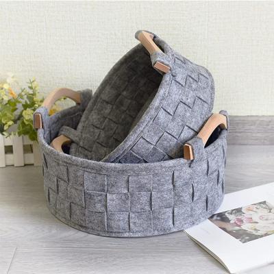 China 3 Pack Beige 3mm Woven Felt Storage Baskets with Wooden Handles 12x6.7 inch for sale