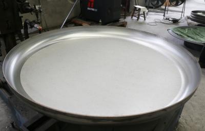 China Partially Polished Flat Dished Head with 1410mm Diameter and 5mm Thickness for Pressure Vessels for sale