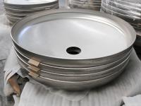 China Cold Pressing 1300MM Ellipsoidal Head S30408 - Local Polishing with Bottom Opening for sale