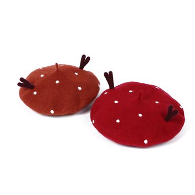 China OEM Christmas Holiday Gift Antler Wool Beret Retro Handmade Hat for sale