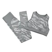 China Custom Ripple Yoga Wear Woman's Sleeveless Knitted Vest And Pants for sale