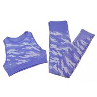 China Custom Ripple Yoga Wear Woman's Sleeveless Knitted Vest And Pants for sale