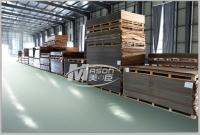 China Clear And Transparent 4x8 Ft 2mm Cast Acrylic Plastic Sheet For Decorative for sale