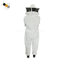 China Hat Veil Beekeeping Overalls 740g Beekeeping Protective Clothing for sale