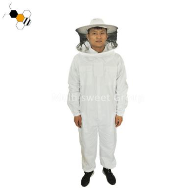 China Hat Veil Beekeeping Overalls 740g Beekeeping Protective Clothing for sale