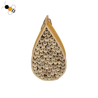 China 7.6kg 44mm Height Bamboo Pine Mason Bee House For Beneficial Insects for sale