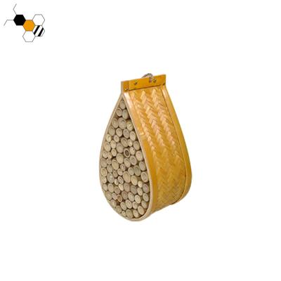China Garden Ornament Yellow Mason Beehive Natural Bamboo Bee Hive for sale