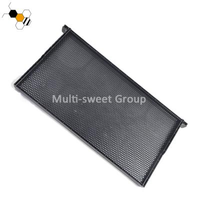 China 48.1*44.6*17.5cm Honey Bee Frames Integrated Plastic Foundation Frames for sale