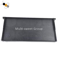 China 48.1*44.6*17.5cm Honey Bee Frames Integrated Plastic Foundation Frames for sale