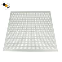 China Queen Rearing PE PP 51*41cm Plastic Beehive Queen Excluder for sale