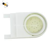 China Capacity 2.27kgs Apiculture Tools Boardman Entrance Bee Feeder for sale