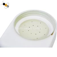 China Capacity 2.27kgs Apiculture Tools Boardman Entrance Bee Feeder for sale