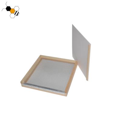 China OEM ODM Unassembled Varroa Mesh Bottom Board Bee Hive for sale