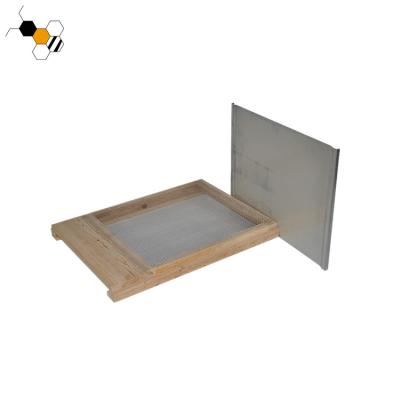 China Unassembled Wood Fir Bottom Board Beekeeping Beehive for sale