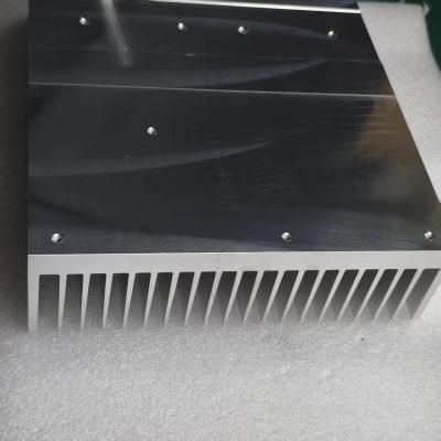 China Aluminum Heat Sink Plate CNC Drilled Mounting Holes 200mm x 100mm Black Anodized for Power Equipment for sale