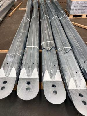 China Custom Bent Galvanized W Beam Guardrail 2320mm - 5320mm Road Curve W Beam Fence for sale