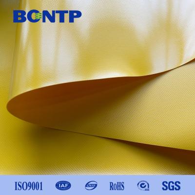 China 750 GSM 1000D PVC Coated Tarpaulin Fabric Roll Fire Retardant 1.5m Width for sale