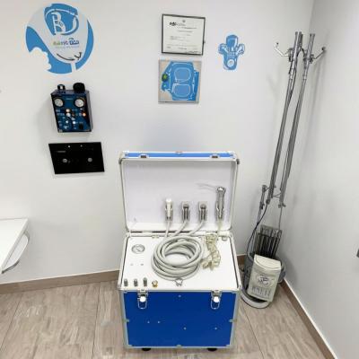 China Dental School Equipment Portable Dental Unit Dental Student Practice Dental Therapy Unit Private Dentist Surgical Dental Cart for sale